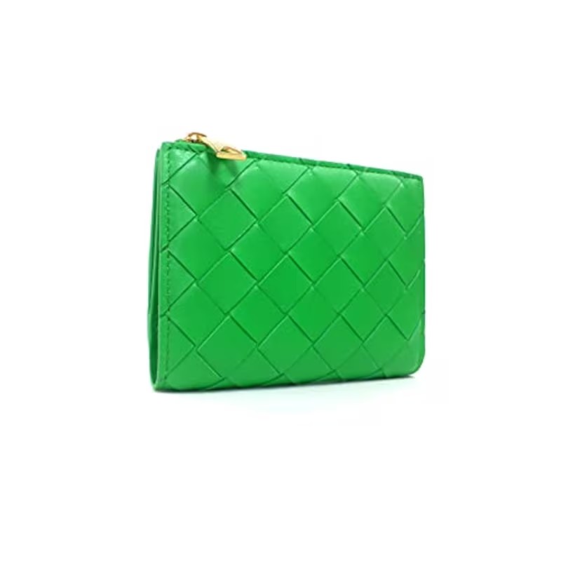 【2024年】レディースミニ財布の人気ブランドランキング25選｜コンパクト財布をハイブランドからプチプラまで紹介 | イチオシ | ichioshi